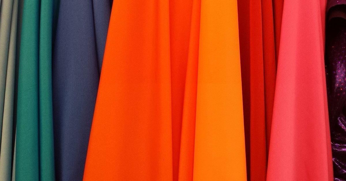 Découvrez comment le tussu lin vom Knipidee et la punta di roma ...